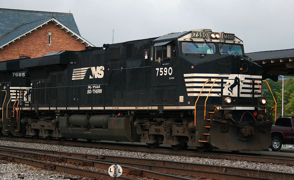 NS 7590